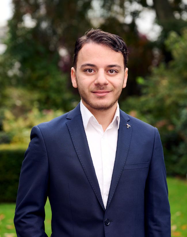 Kamil Yildirim - Confinant